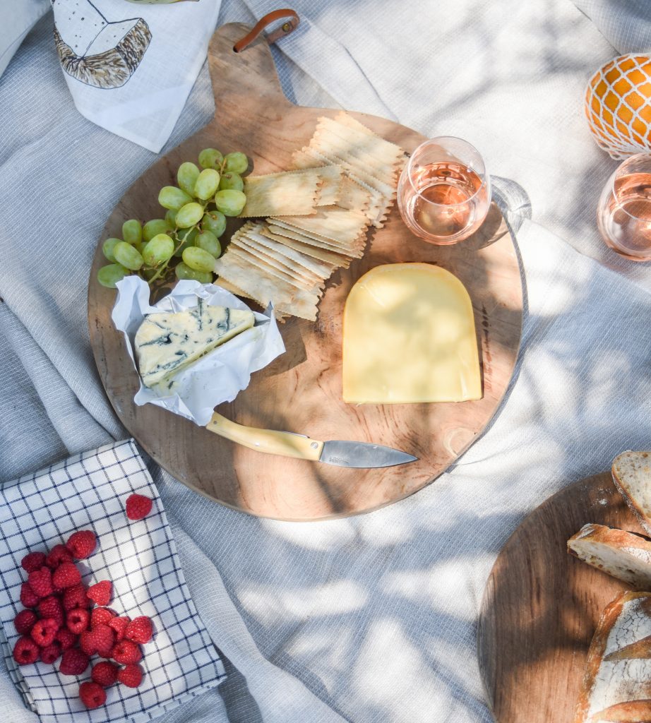 Food Snob | How To Pack The Perfect Picnic